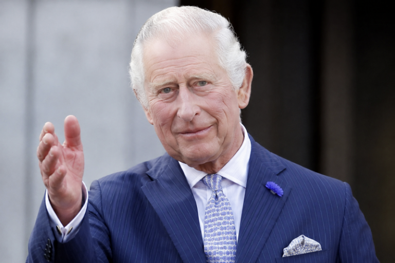 King Charles Makes The First Move In Reconciling With Prince Harry And ...